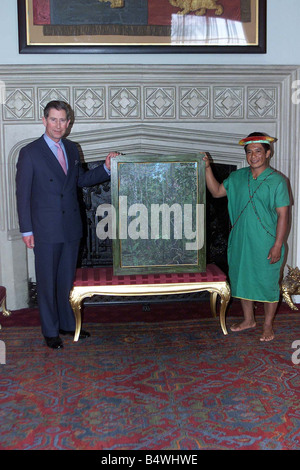 Prince Charles meets Ramon Piaguaje artist 2000 Prince Charles meets ...