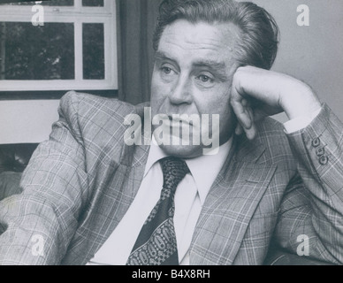 Magnus Magnusson, presenter of Mastermind. ;30th September 1976 Stock ...