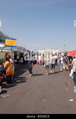 Vendors and shoppers at Wembley Market Stock Photo - Alamy