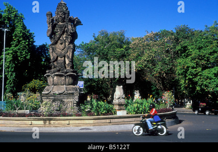 Balinese statue, roundabout, Denpasar, bali, Indonesia Stock Photo - Alamy