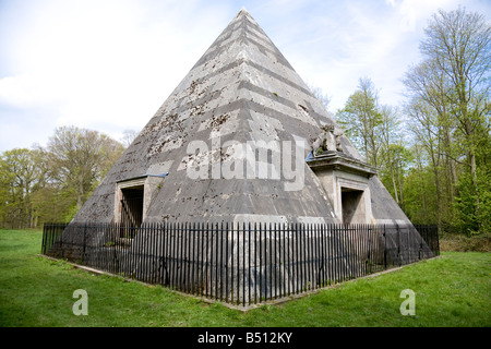 Blickling hall in Norfolk near Norwich. Country estates and tourism ...
