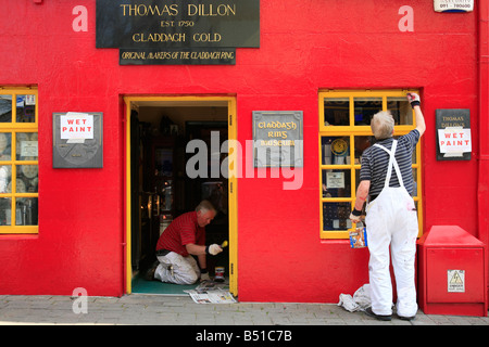 Claddagh Quay, Galway in the Latin Quarter by the River Corrib ...