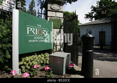 22 05 07 THE PRIORY HOSPITAL SOUTHGATE NORTH LONDON PHOTO PHIL HARRIS ...
