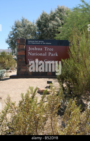 Entrance sign at Joshua Tree National Park, California, USA Stock Photo ...
