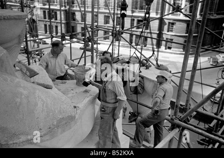 Sculptor Chas Wheeler overseeing the installation of his work "Miss ...