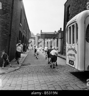 Children playing in the streets of Oldham. July 1952 C3299-002 Stock ...