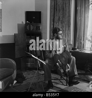 Derek Guyler of the BBC June 1949 O18911-002 Stock Photo - Alamy