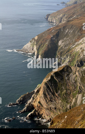 The dramatic cliffs of Slieve League The Amharc Mor near Bunglass ...