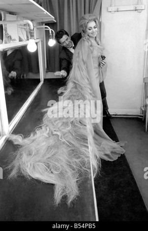 Opera singer Elisabeth Soderstrom Stock Photo - Alamy