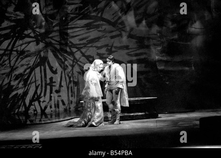 Opera singer Elisabeth Soderstrom in the role of Madame Butterfly at ...