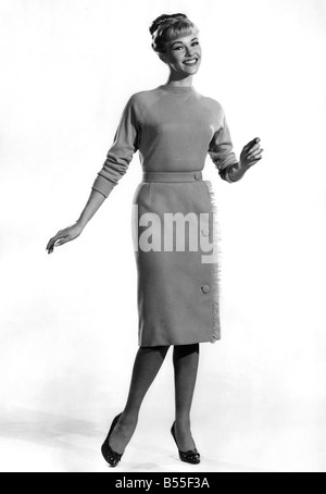 Reveille Fashions: Jo Waring. January 1961 P006861 Stock Photo - Alamy