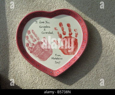 The plate with Madeleine McCann s hand prints made for her grandmother ...