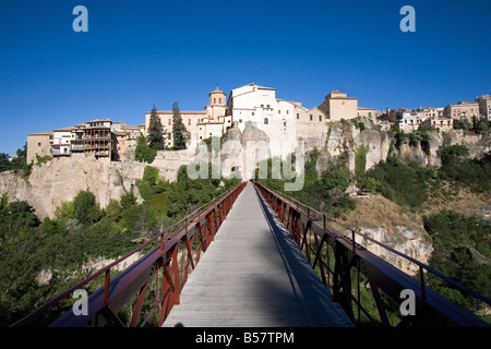 Hanging houses pedestrian bridge San Pablo Cuenca Castilla La Mancha ...