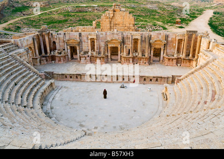 JORDAN Jerash South Theatre Roman amphitheatre ruins from above with ...