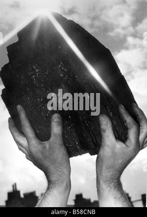 A large lump of coal Stock Photo - Alamy