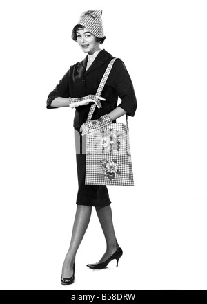 Reveille Fashions: Jackie Jackson modelling matching paisley pattern ...