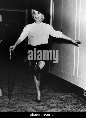 Viviene Nicholson who won 152000 on the Pools 1961 Stock Photo - Alamy