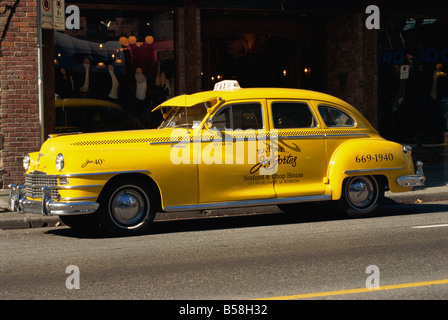 Vancouver Taxi Cabs in the city - CANADA Stock Photo - Alamy