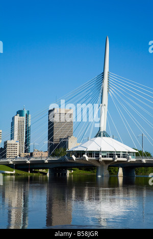 Esplanade Riel Pedestrian Bridge, Winnipeg, Manitoba, Canada Stock ...