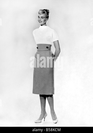 Reveille Fashions. Jo Waring. October 1961 P008807 Stock Photo - Alamy