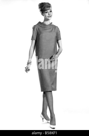 Reveille Fashions: Jo Waring. January 1961 P006861 Stock Photo - Alamy