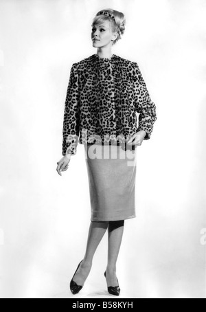 Reveille Fashions. Jo Waring. October 1961 P008807 Stock Photo - Alamy