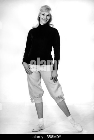 Reveille Fashions: Jo Waring. May 1963 P007669 Stock Photo - Alamy
