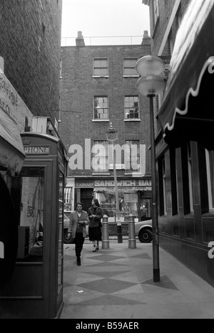 London: Soho Street Scenes. PM 81-01700-005 Stock Photo - Alamy
