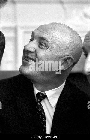 Entertainment: Soviet actor Innokenty Smoktunovsky at the Savoy Hotel ...