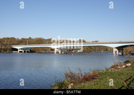 Bridge over Scioto river Griggs reservoir park Columbus Ohio Stock ...