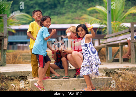 Iban girls, Sarawak, Malaysia Stock Photo - Alamy