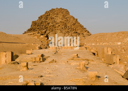 The Sun Temple of Userkaf for the pharaoh Userkaf founder of the 5th ...