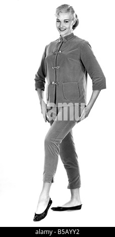 Reveille fashions 1960: Jo Waring modelling sa summer outfit of short ...