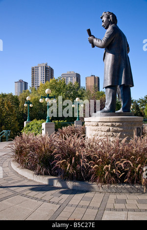 Louis Riel statue, Winnipeg, Manitoba, Canada Stock Photo - Alamy