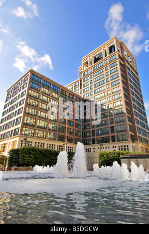 Morgan Stanley, 25 Cabot Square, Canary Wharf, London Stock Photo ...