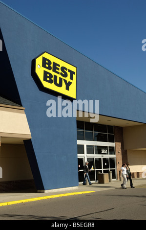 Best Buy sign at the entrance of a store in the downtown district Stock ...
