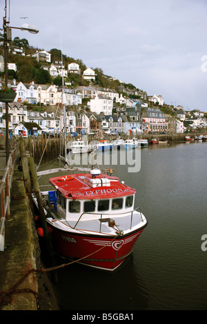 Fishing boats at the quayside in Looe Cornwall Stock Photo - Alamy
