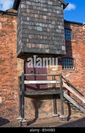 the "stourbridge bonded warehouse Stock Photo - Alamy