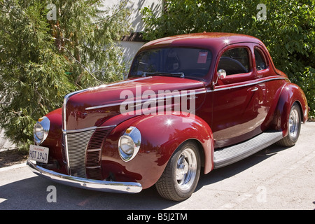1940 Ford Deluxe v8 coupe in two tone cream and brown livery. American ...