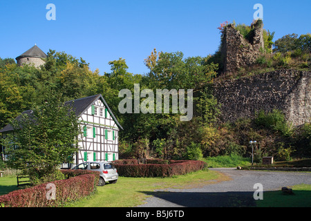 Burg Ehrenstein in Neustadt (Wied), Naturpark Rhein-Westerwald ...