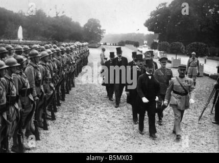 9UN 1920 6 4 A1 1 E Peace Treaty of Trianon 1920 Photo Peace Treaty of ...