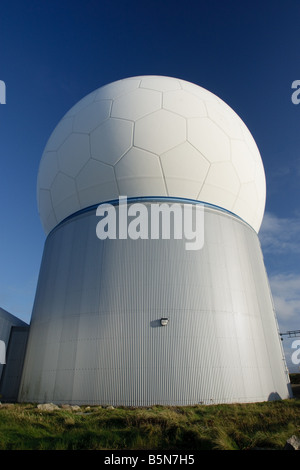 NATS radar tower, Tiree, Scotland Stock Photo - Alamy
