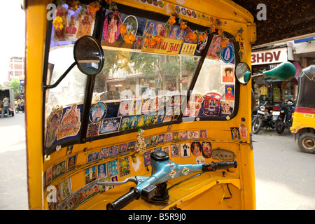 Inside a moving Auto Rickshaw, India Stock Photo: 21474879 - Alamy