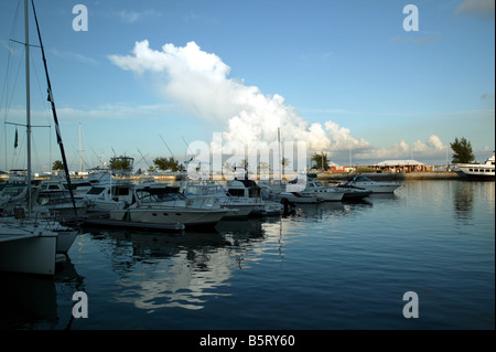 Sunset & Yachts in Bermuda Stock Photo - Alamy