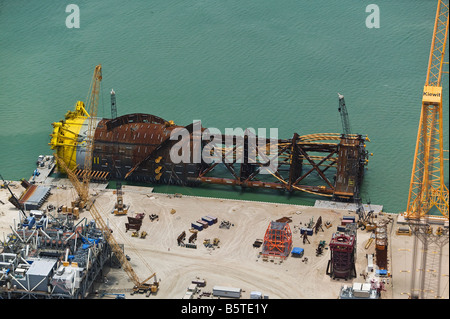 Offshore Platform Construction Stock Photo - Alamy