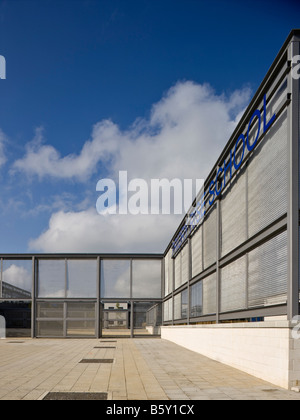 Priory Rise Primary School in Tattenhoe Park Milton Keynes Stock Photo ...