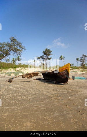 Goan Fishing Boat on Arambol Beach, Goa, India Stock Photo - Alamy
