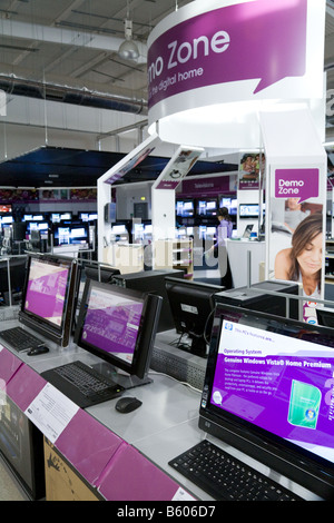 Pc world computer store England uk Stock Photo - Alamy