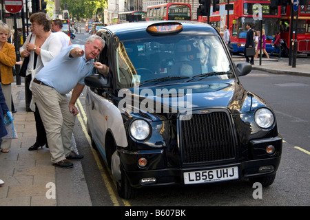 Hackney taxi cab in the city of London England Stock Photo: 20906422 ...