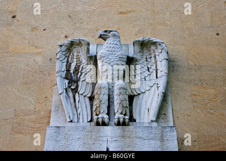 Berlin, Germany, bird sculptures on the disused Tempelhof airport Stock ...